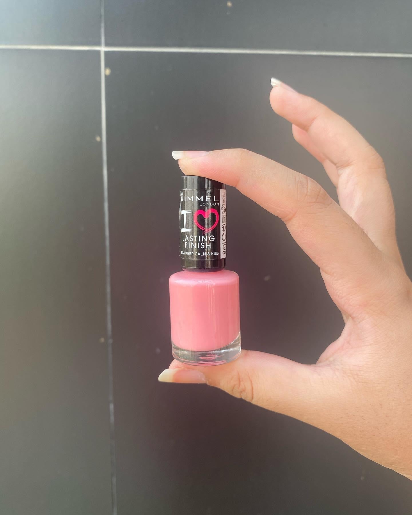 Nails – Bling and Glow