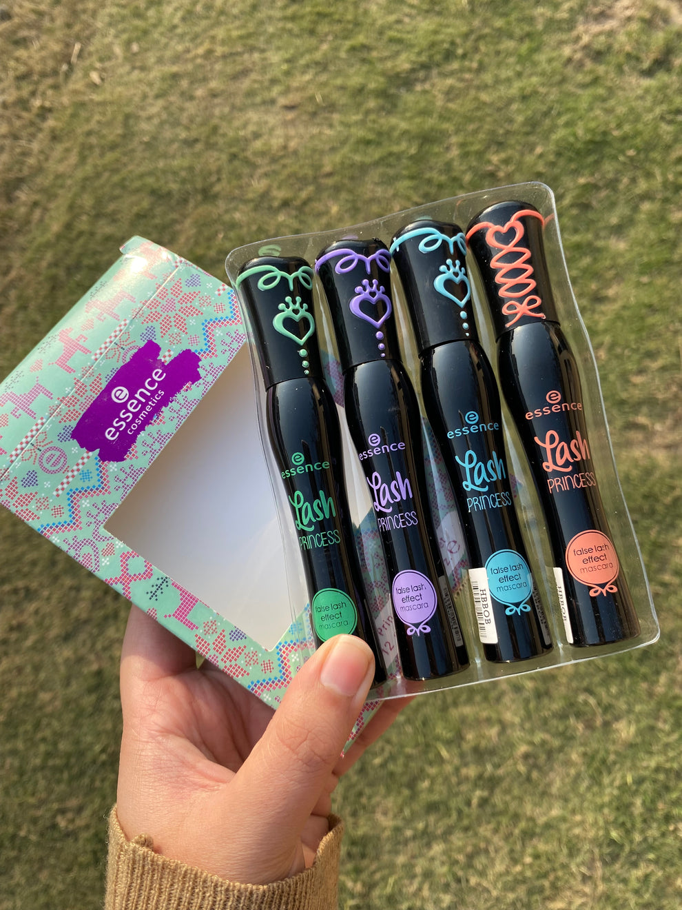 Essence Lash Princess Mascara – Bling and Glow